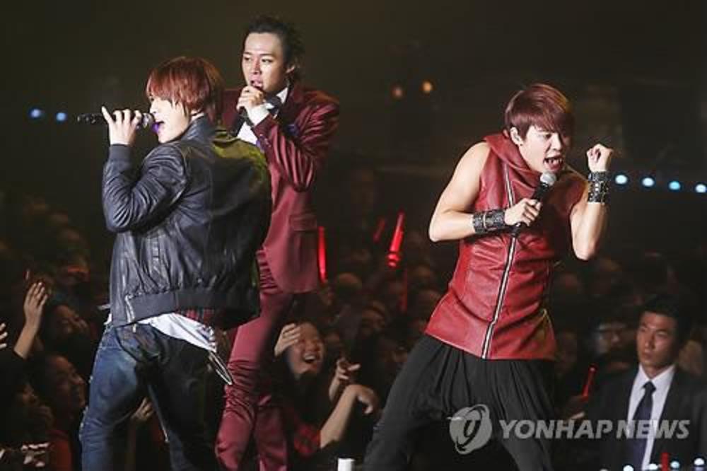 SM "JYJ 음반 발매금지 가처분신청 취하"